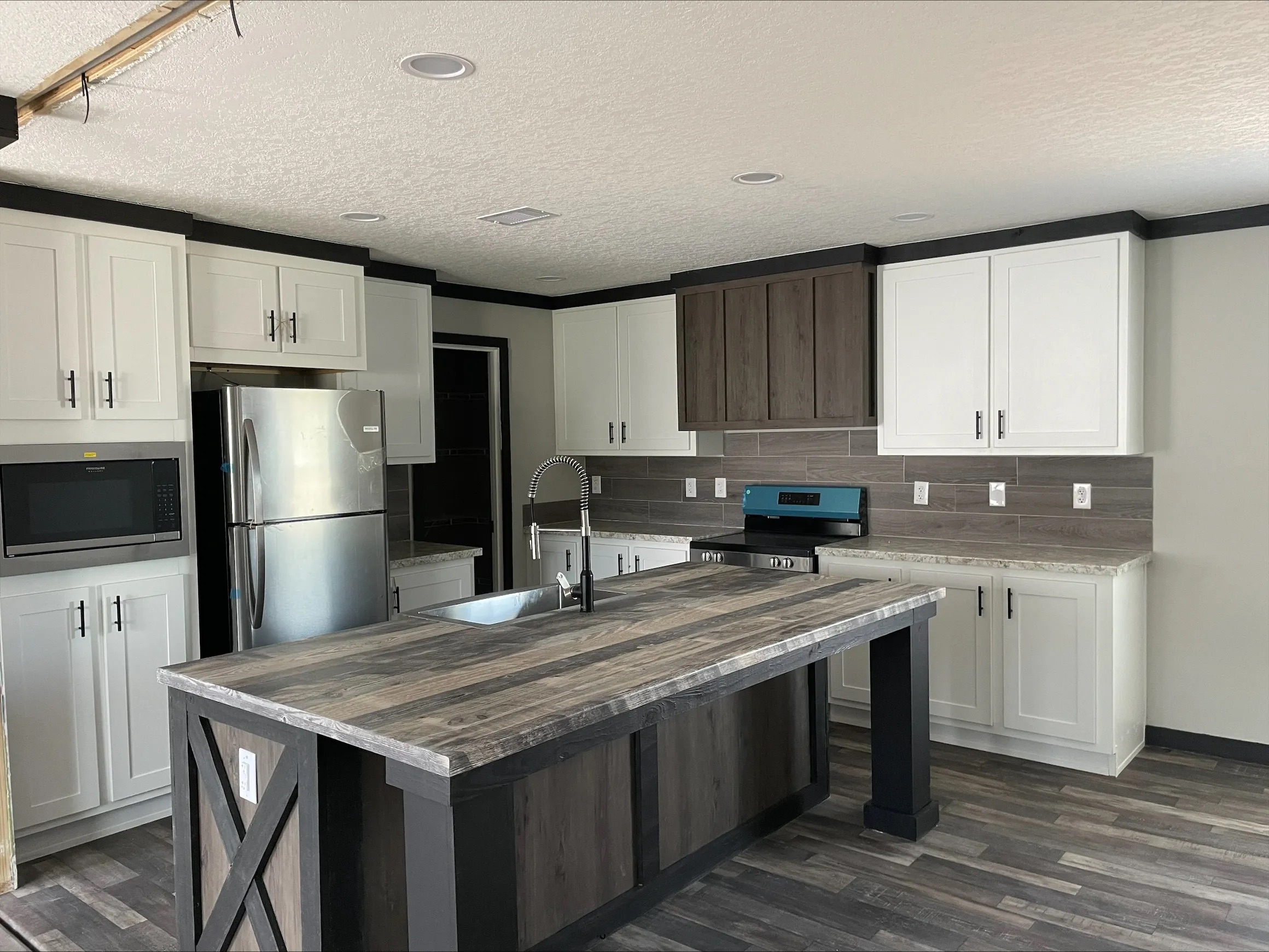 The Destiny Miami Manufactured Home - Home Life